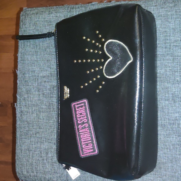 Victoria's Secret | Bags | Victorias Secret Large Beauty Cosmetic Bag ...